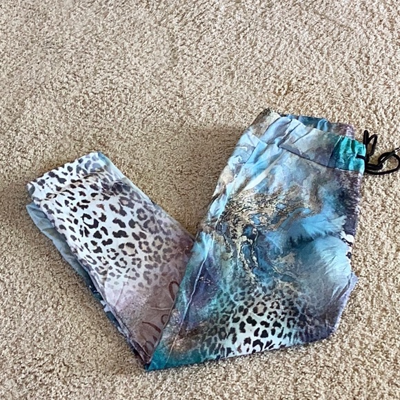 Pants & Jumpsuits | Gigi Moda Pants Euc | Poshmark